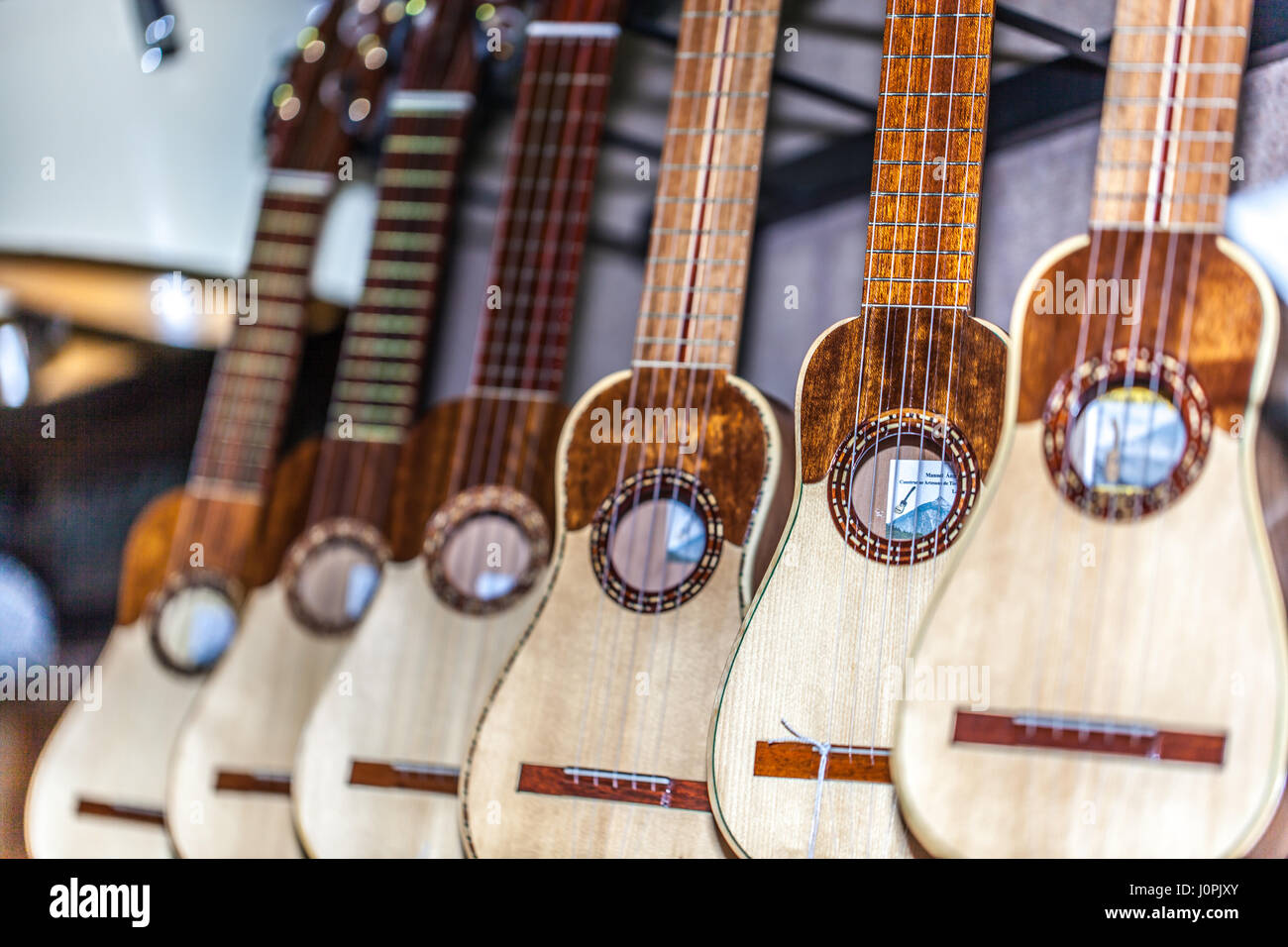 Timple hi-res stock photography and images - Alamy