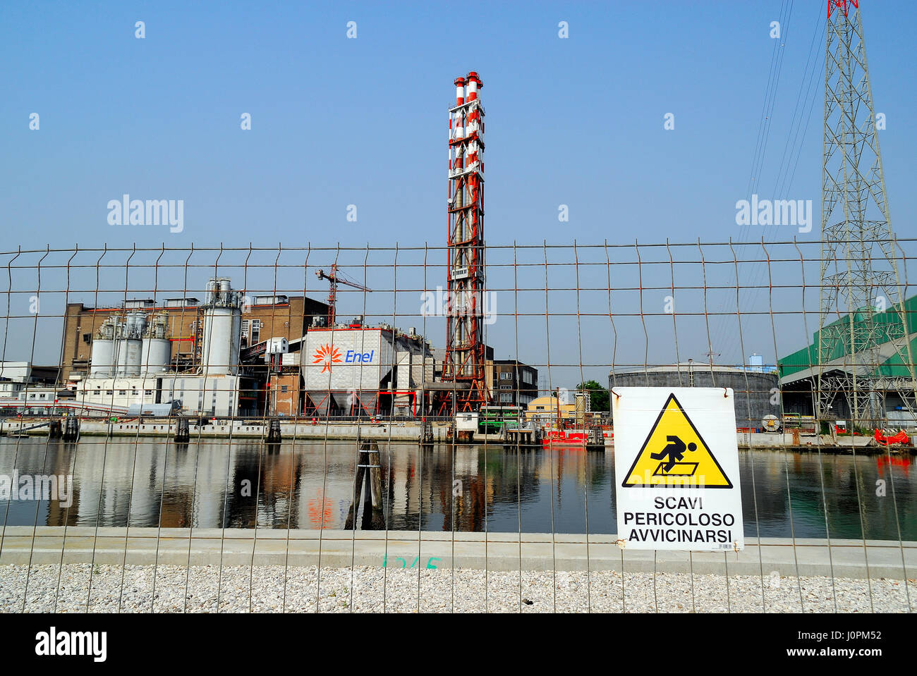 The first industrial-size power plant fueled by hydrogen in the world ...