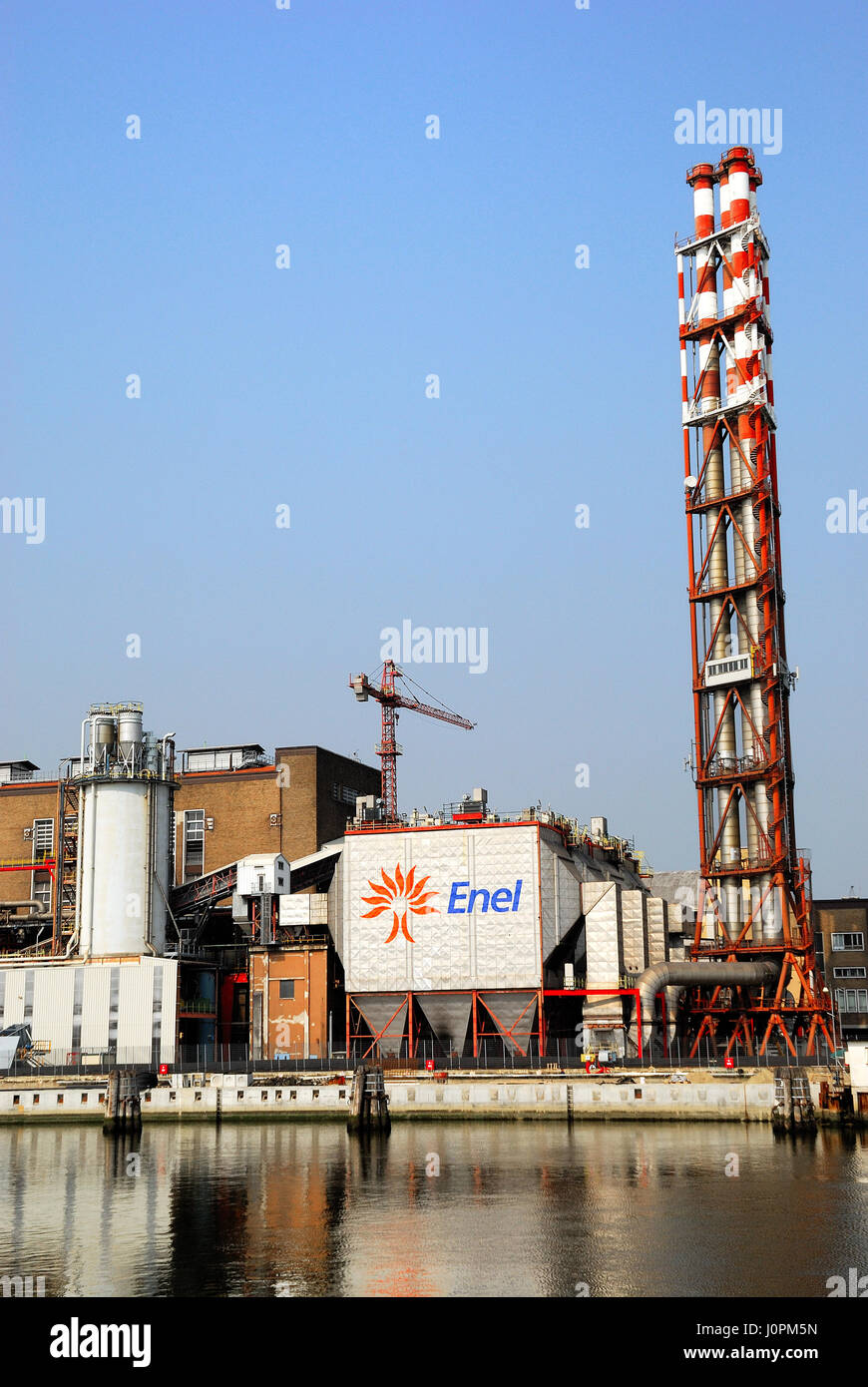 The first industrial-size power plant fueled by hydrogen in the world ...