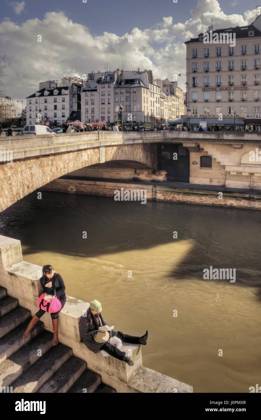 Marche neuf hi-res stock photography and images - Alamy