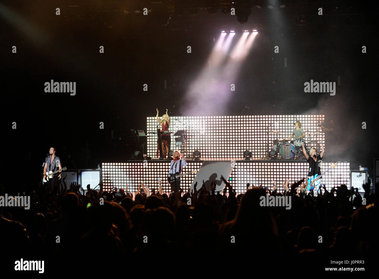 (L-R) Rocky Lynch, Rydel Lynch, Ross Lynch, Ellington Ratliff and Riker ...