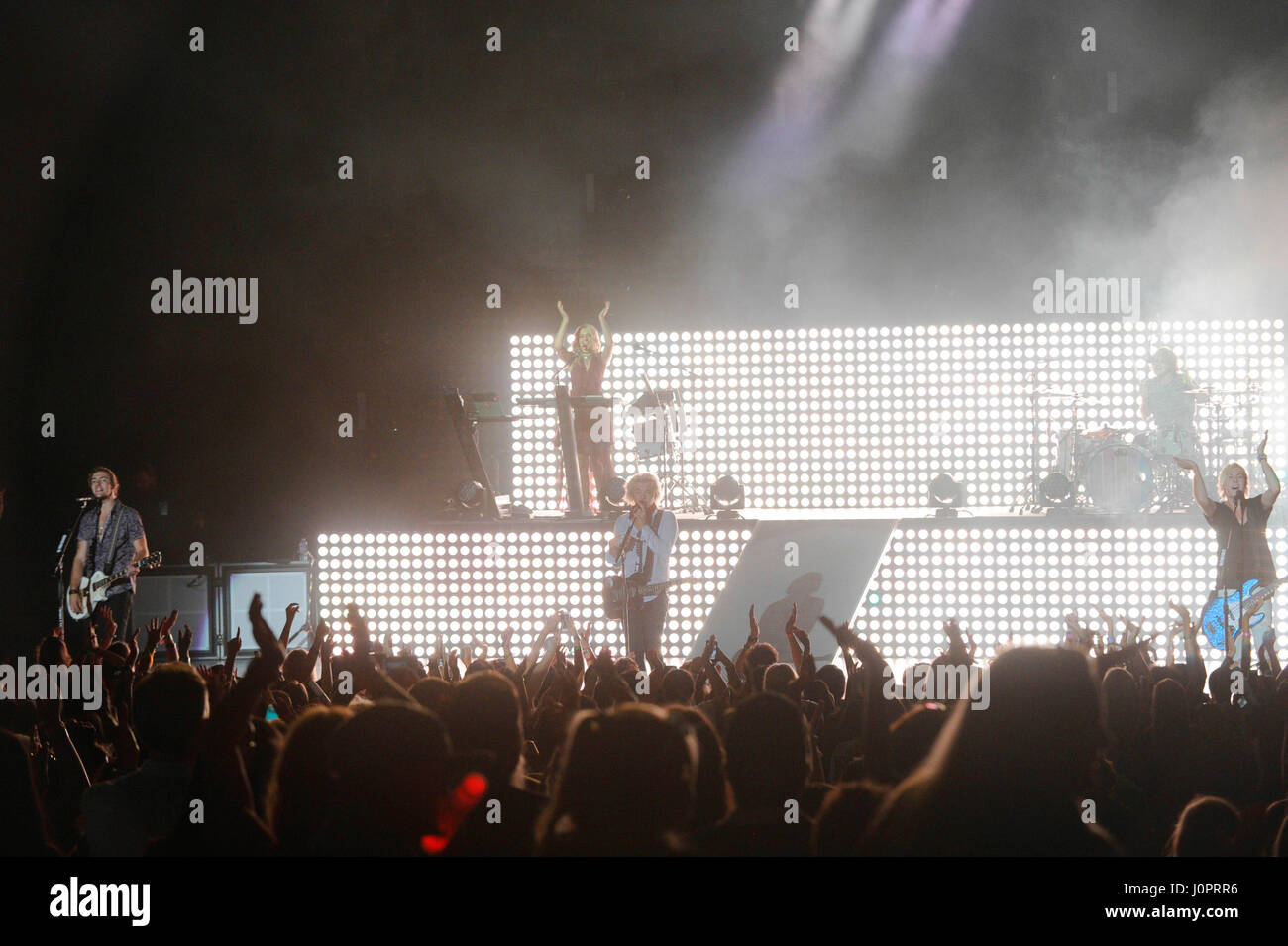 (L-R) Rocky Lynch, Rydel Lynch, Ross Lynch, Ellington Ratliff and Riker ...