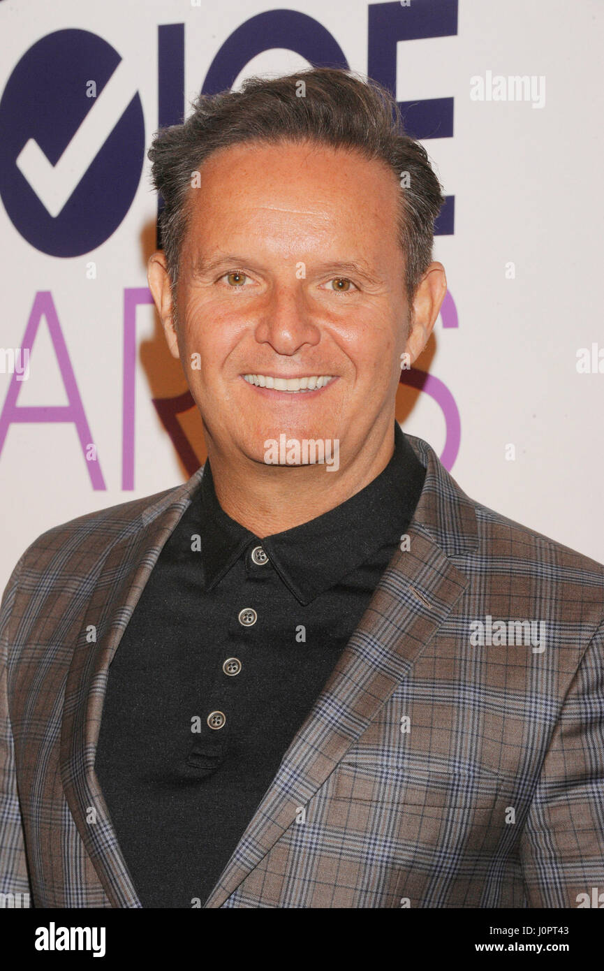 Mark burnett hi-res stock photography and images - Alamy