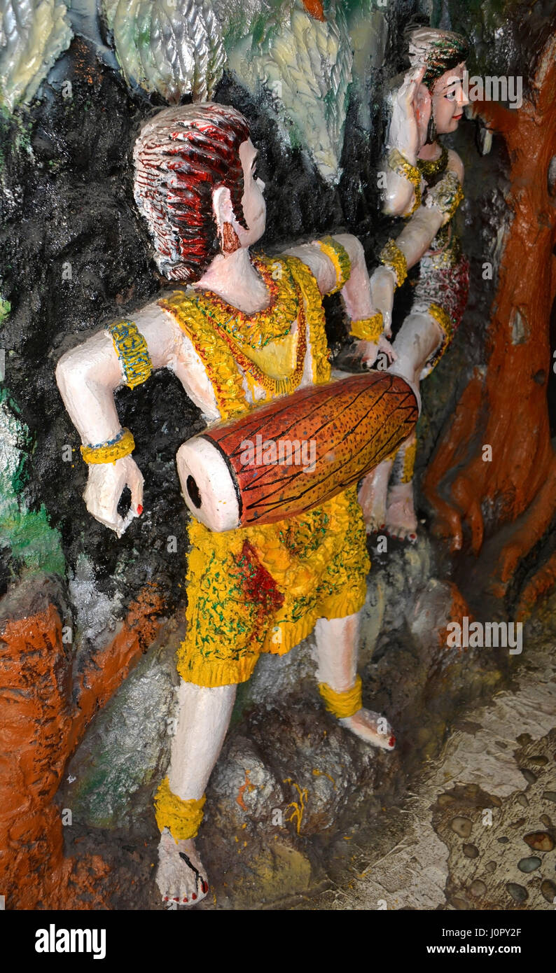 Indian classical dance sculpture hi-res stock photography and images ...