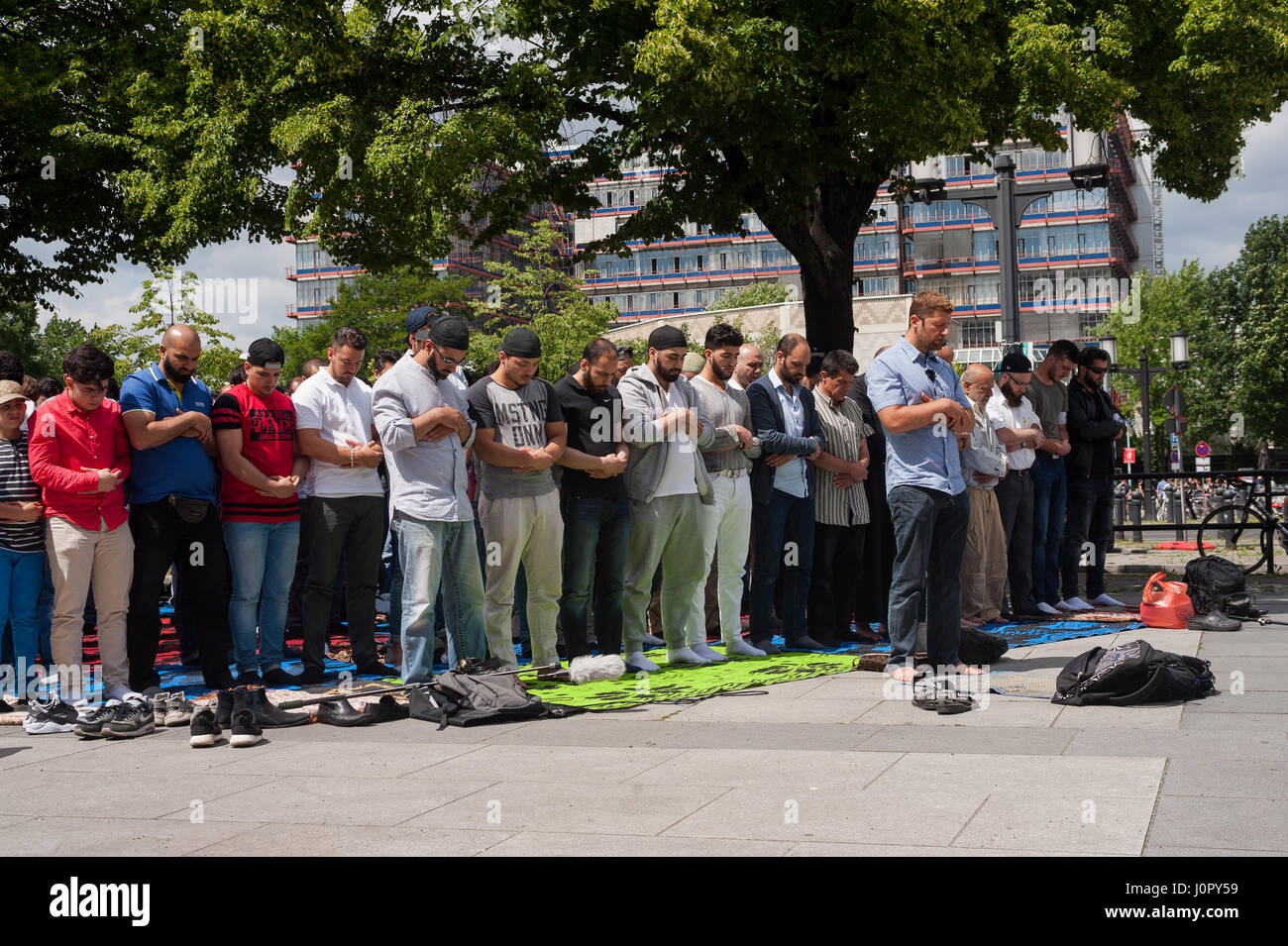Ramadan prayer germany hi-res stock photography and images - Alamy
