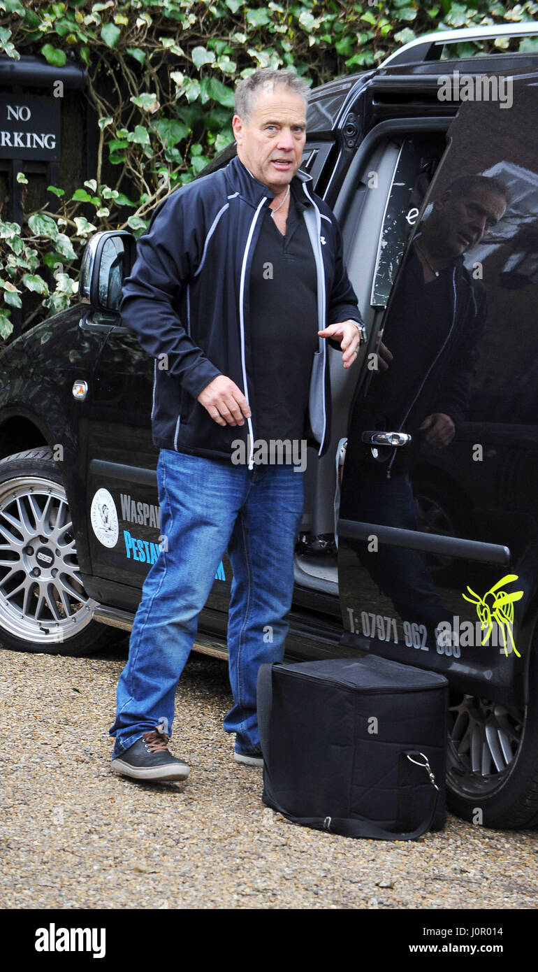 Highgate cemetery george michael hi-res stock photography and images ...