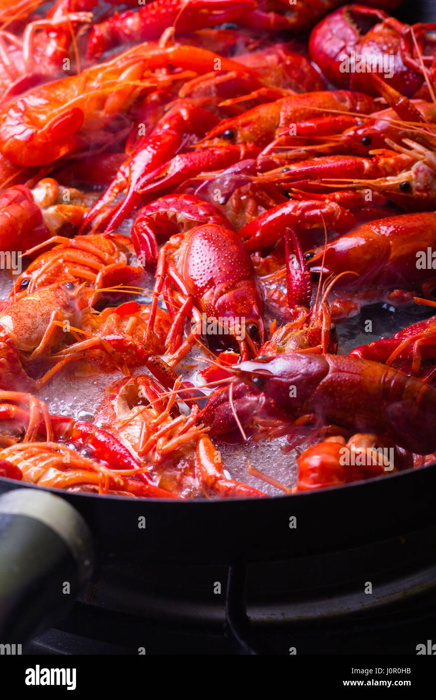 Cooking cray fish hi-res stock photography and images - Alamy