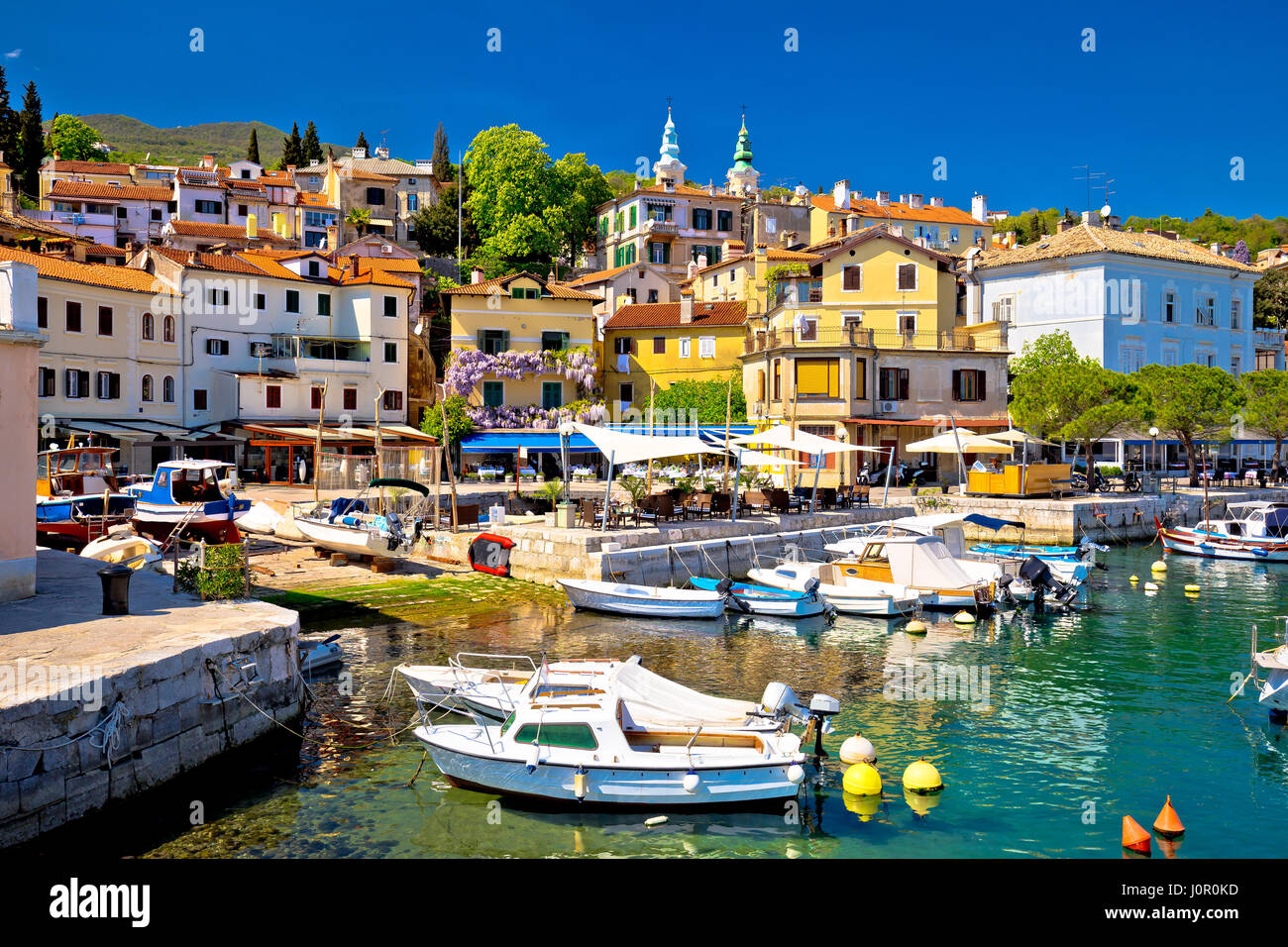 Idyllic mediterranean waterfront in Volosko village, Opatija riviera ...