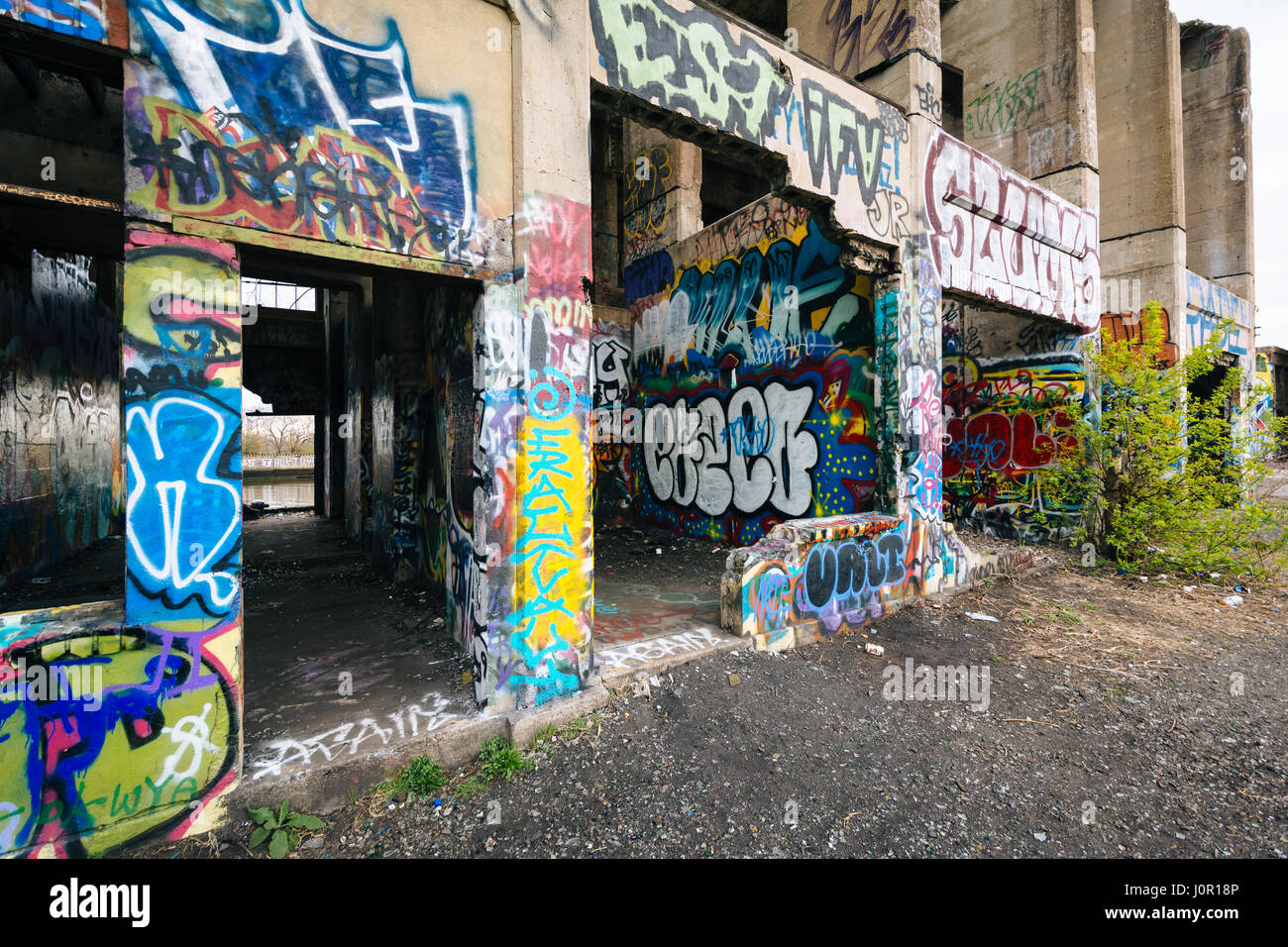 Graffiti street art philadelphia pennsylvania hi-res stock photography ...