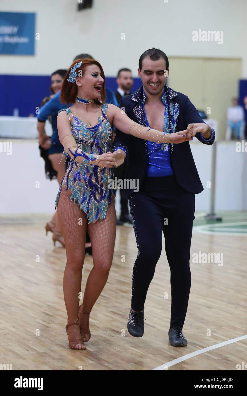 Dance latino hi-res stock photography and images - Alamy