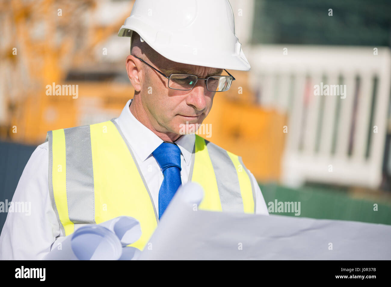 Senior engineering hi-res stock photography and images - Alamy