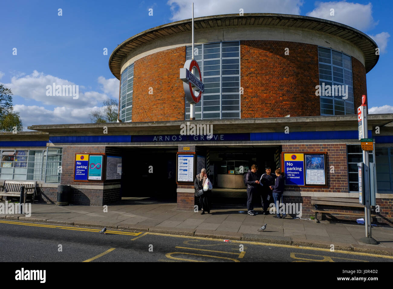 Arnos grove hi-res stock photography and images - Alamy