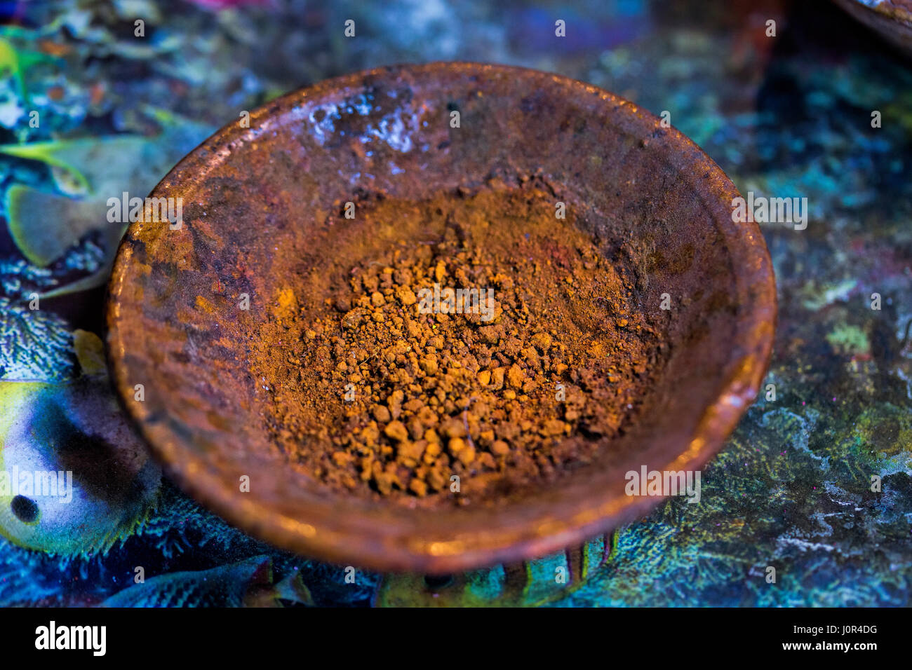 Dry colour pigment hi-res stock photography and images - Alamy