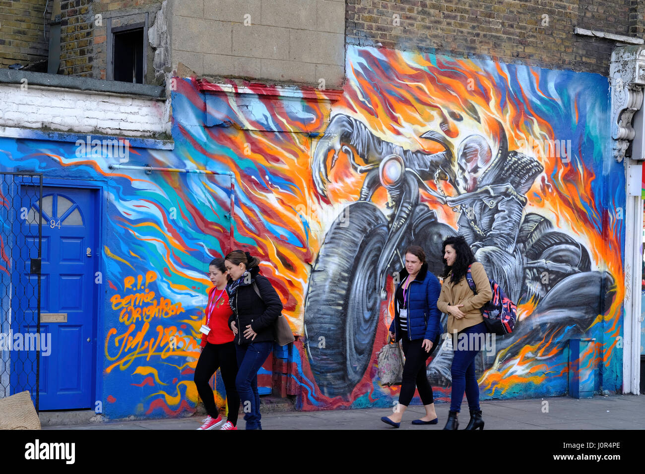 Mural in Hoxton, London, United Kingdom Stock Photo - Alamy