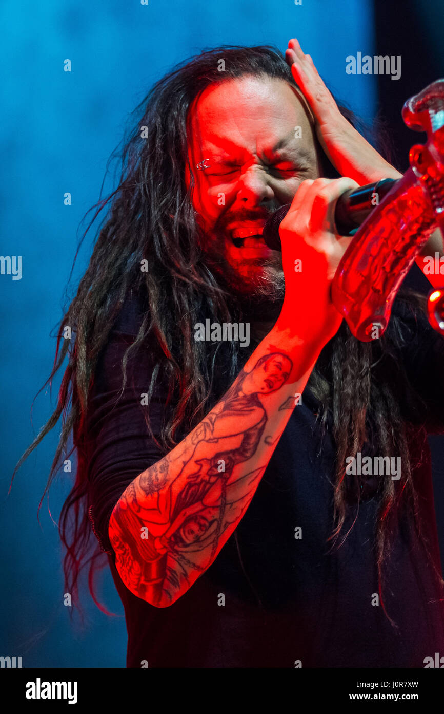 Jonathan davis hi-res stock photography and images - Alamy