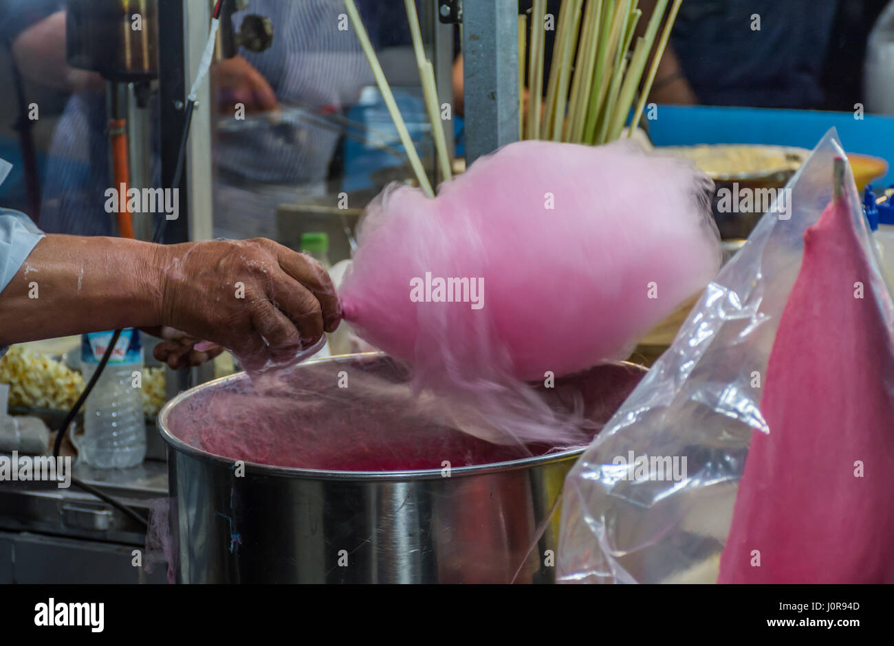 Candyfloss hi-res stock photography and images - Alamy