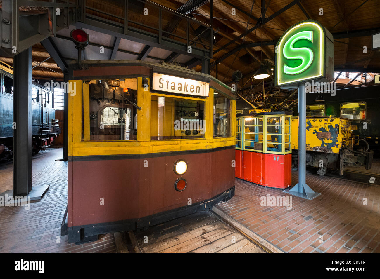 Early subway train on display at Deutsches Technikmuseum, German Museum ...