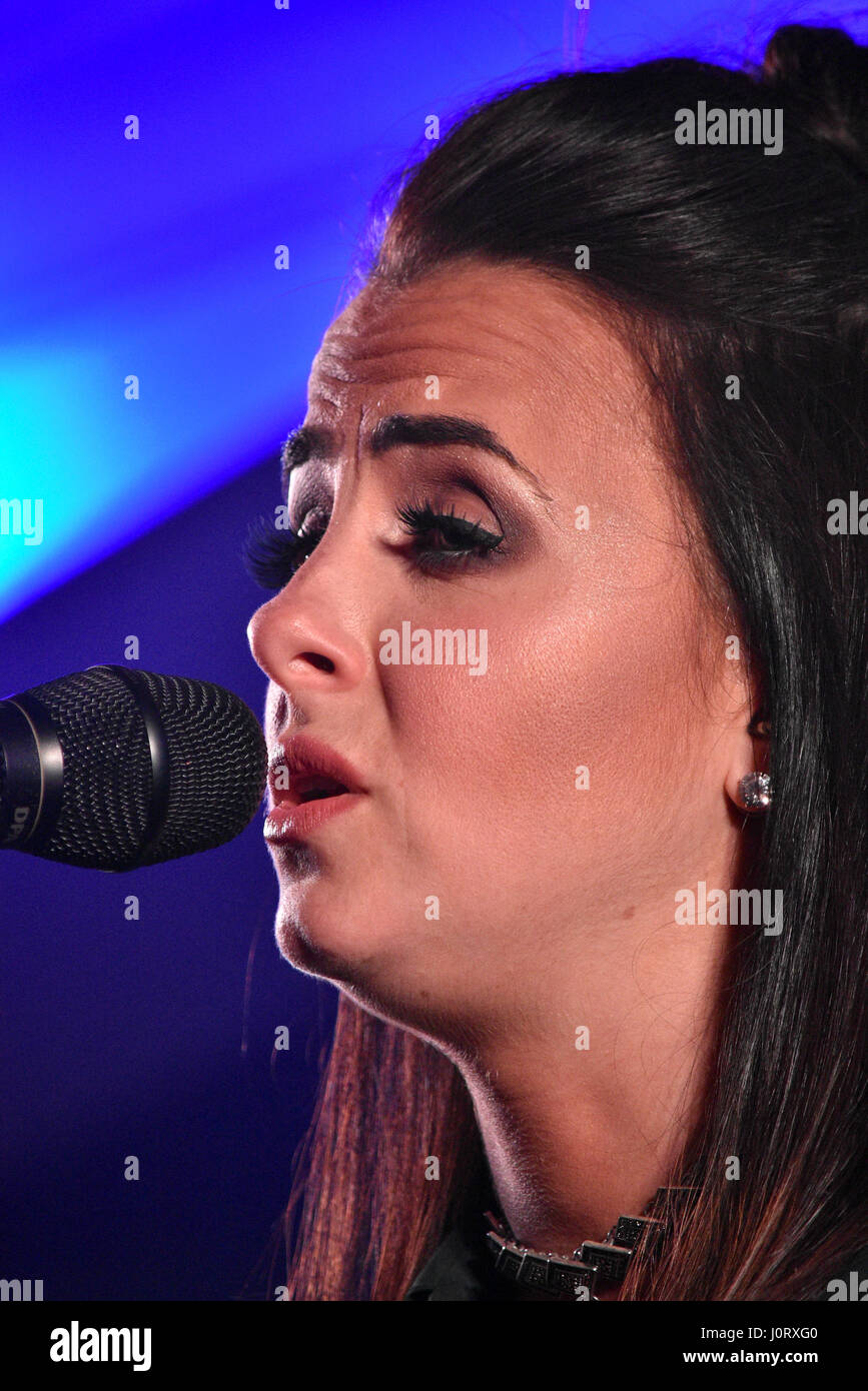 Lisa mchugh hi-res stock photography and images - Alamy