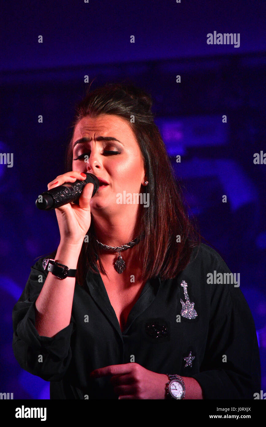 Lisa mchugh hi-res stock photography and images - Alamy