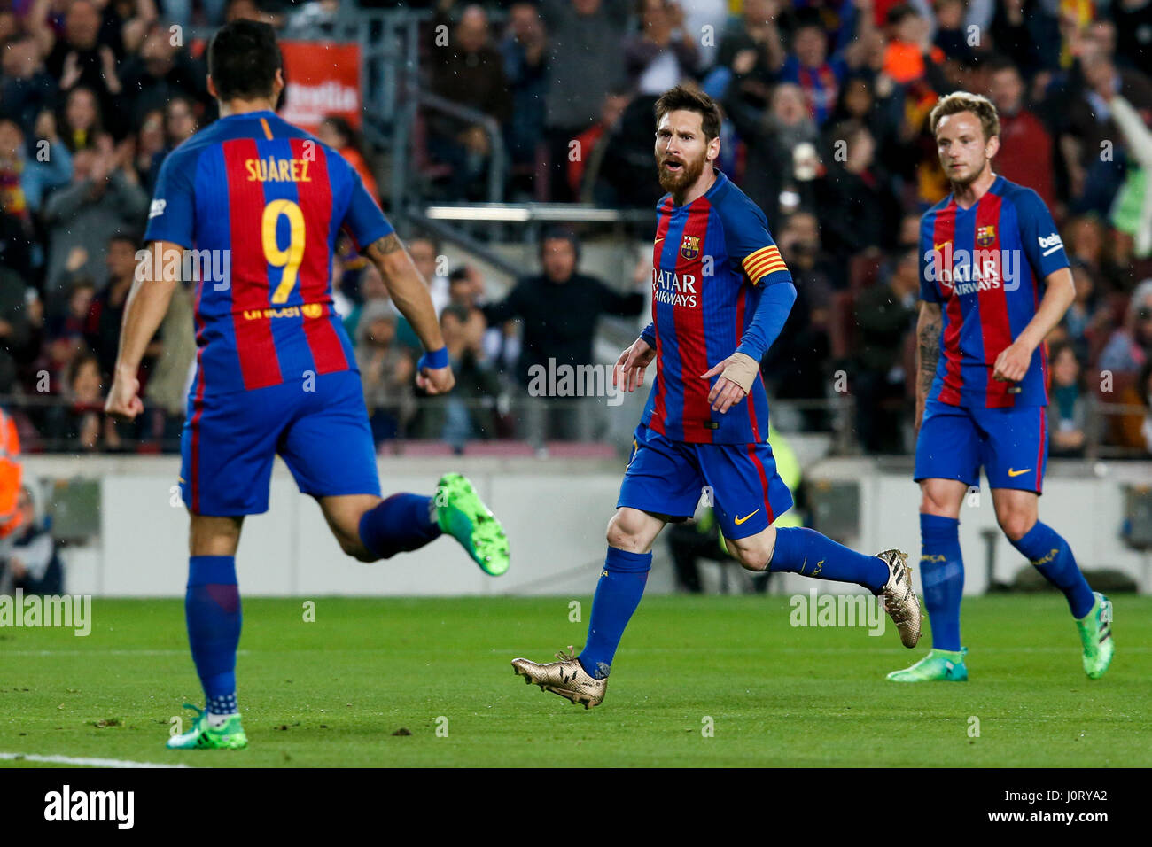 Barcelona, Spain. 15th Apr, 2017. Barcelona's Lionel Messi (C ...