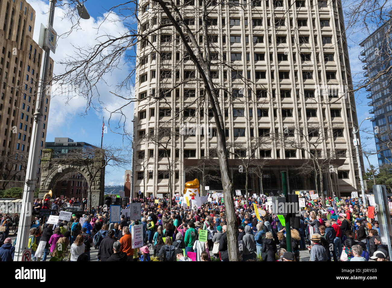 Seattle, Washington, USA. 15th April, 2017. "Chicken Don" statue ...