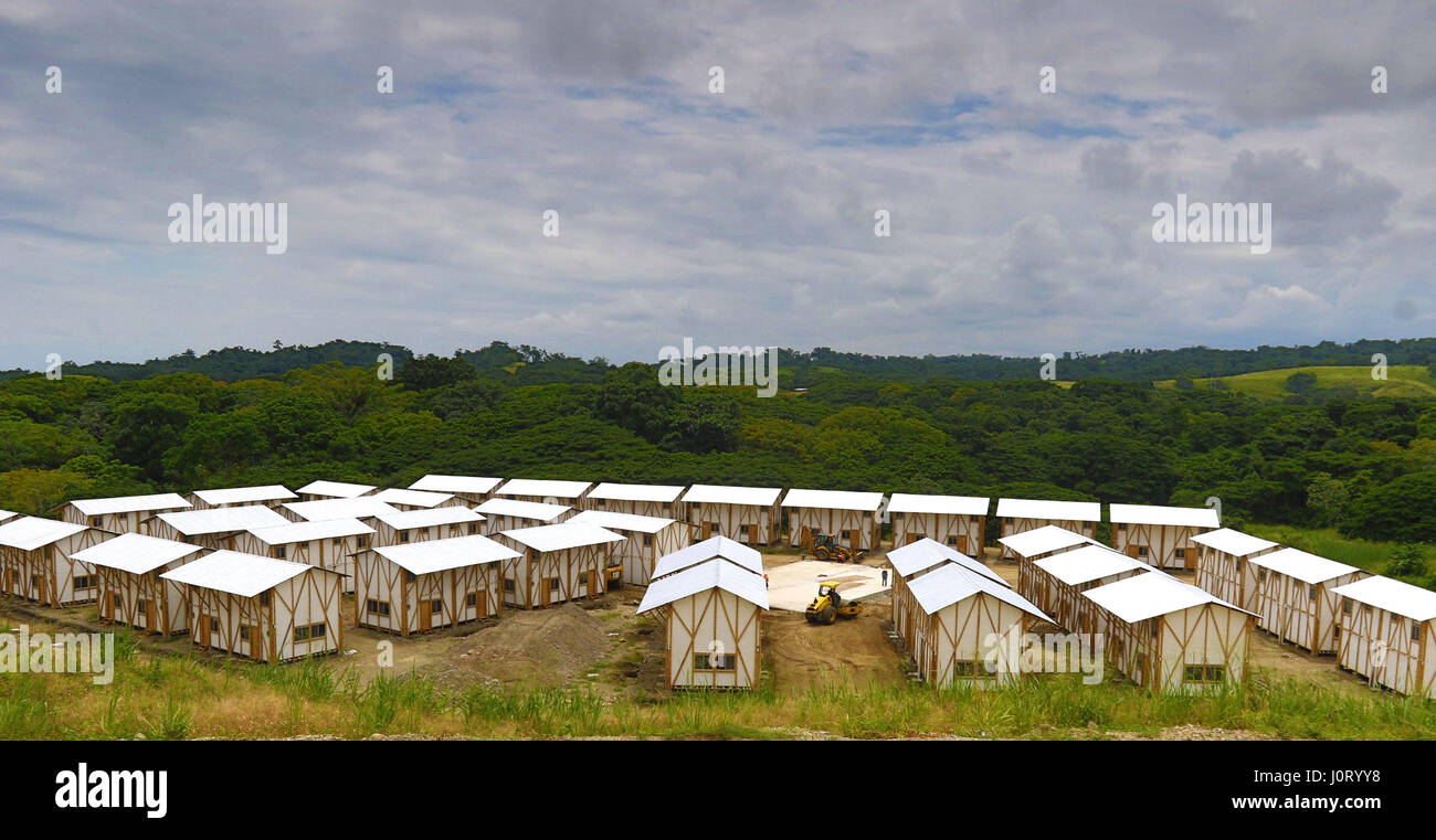 Manabi. 13th Apr, 2017. Photo taken on April 13, 2017 shows houses ...