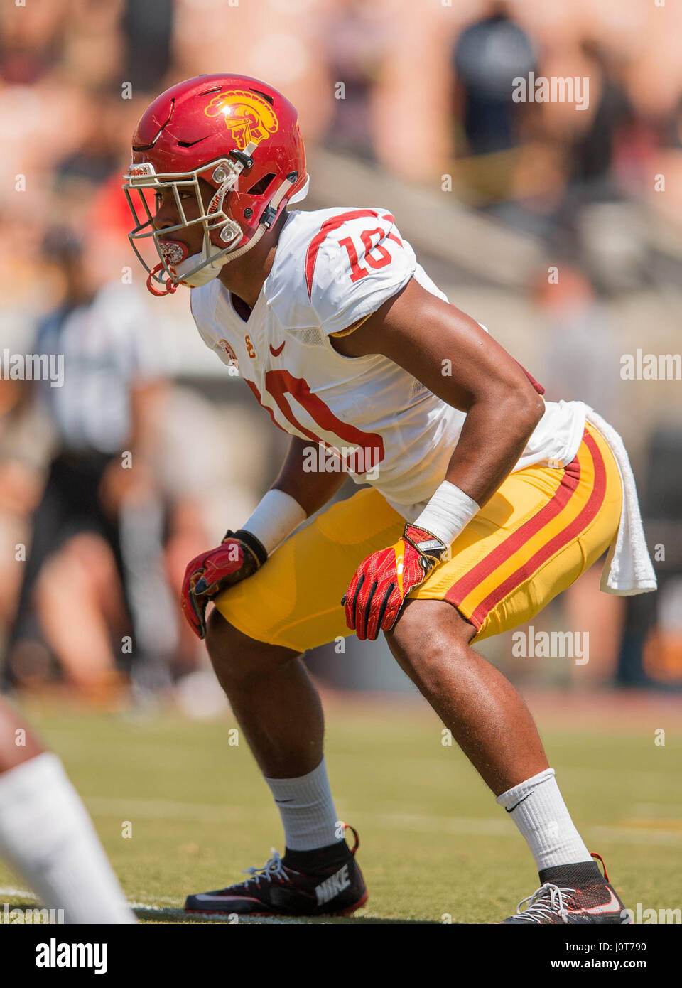Los Angeles, CA, USA. 15th Apr, 2017. USC linebacker (10) John Houston ...