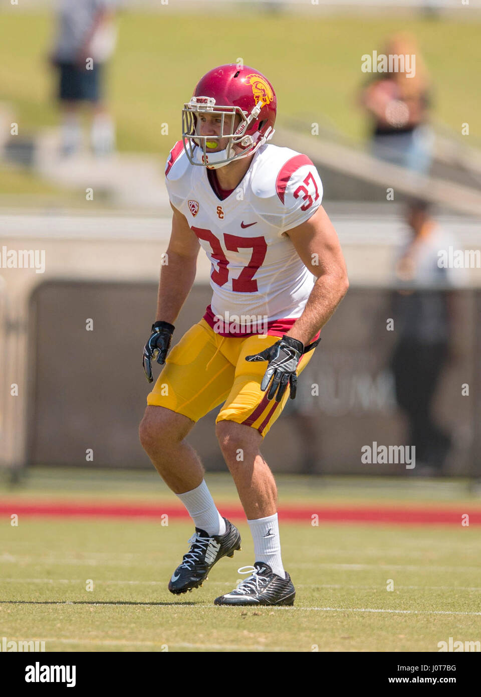 Los Angeles, CA, USA. 15th Apr, 2017. USC safety (37) Matt Lopes drops into coverage during the ...