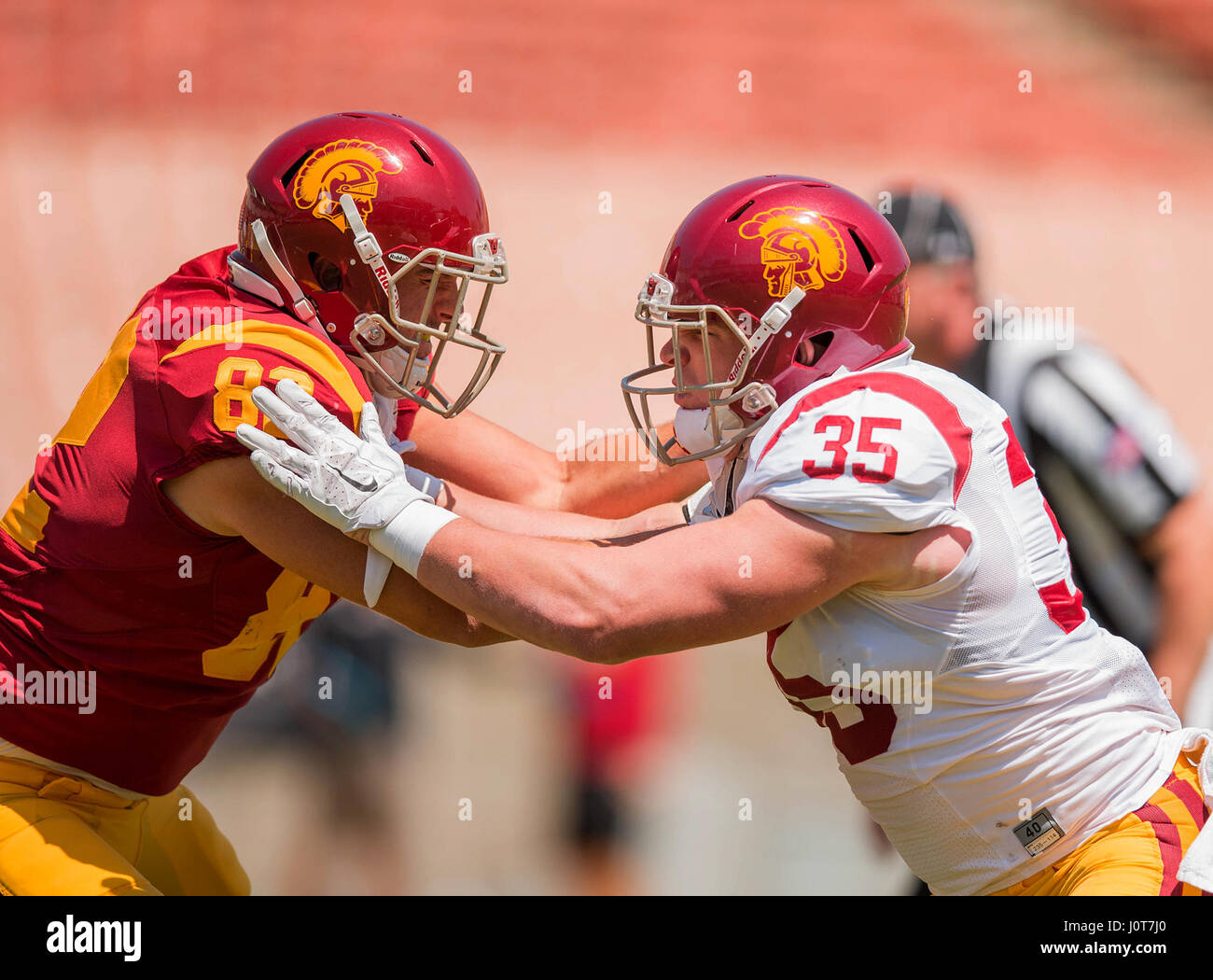 Los Angeles, CA, USA. 15th Apr, 2017. USC linebacker (35) Cameron Smith ...