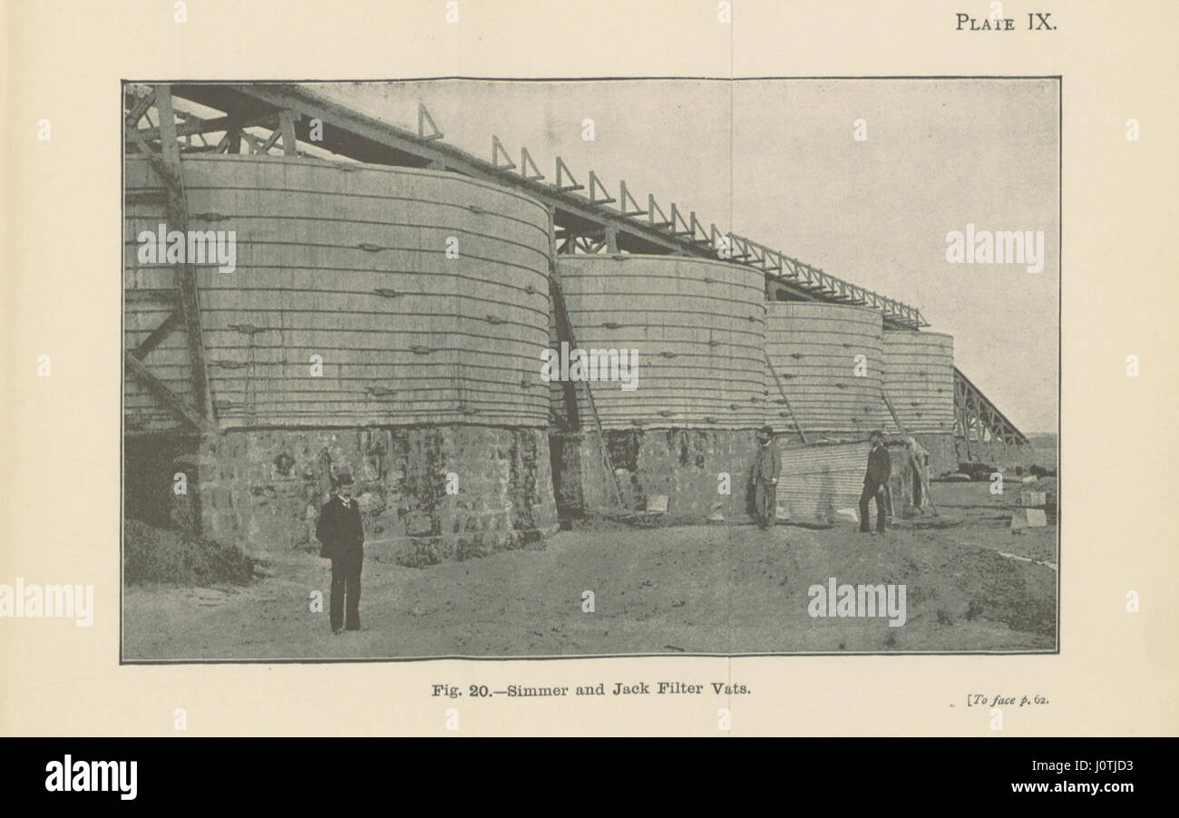 Cyanide process extraction gold practical hi-res stock photography and ...