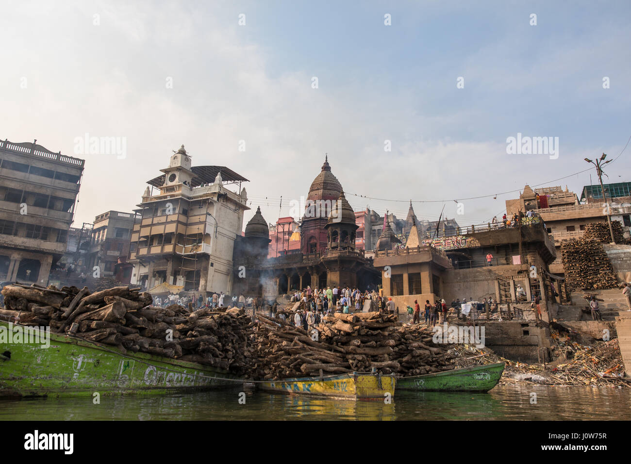 04/02/2017. Varanasi, India. Varanasi, one of India's holiest cities ...