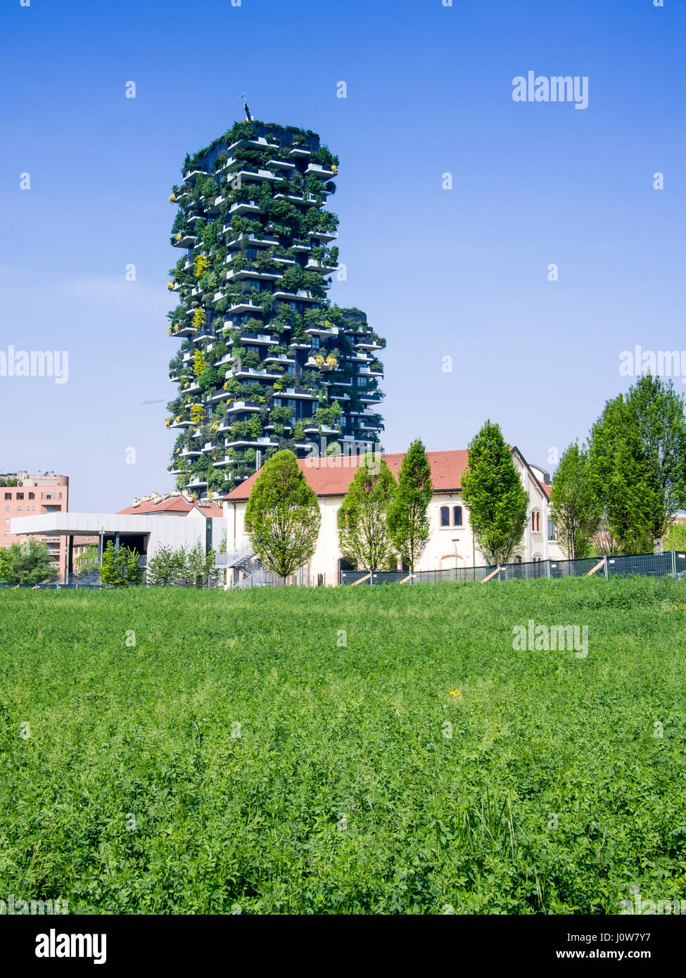 Il bosco verticale awarded building by architect Stefano Boeri located ...