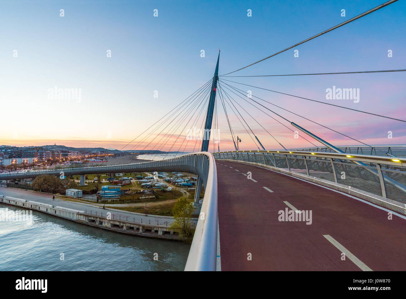 PESCARA, ITALY - The Ponte del Mare monumental bridge and the Ferris ...
