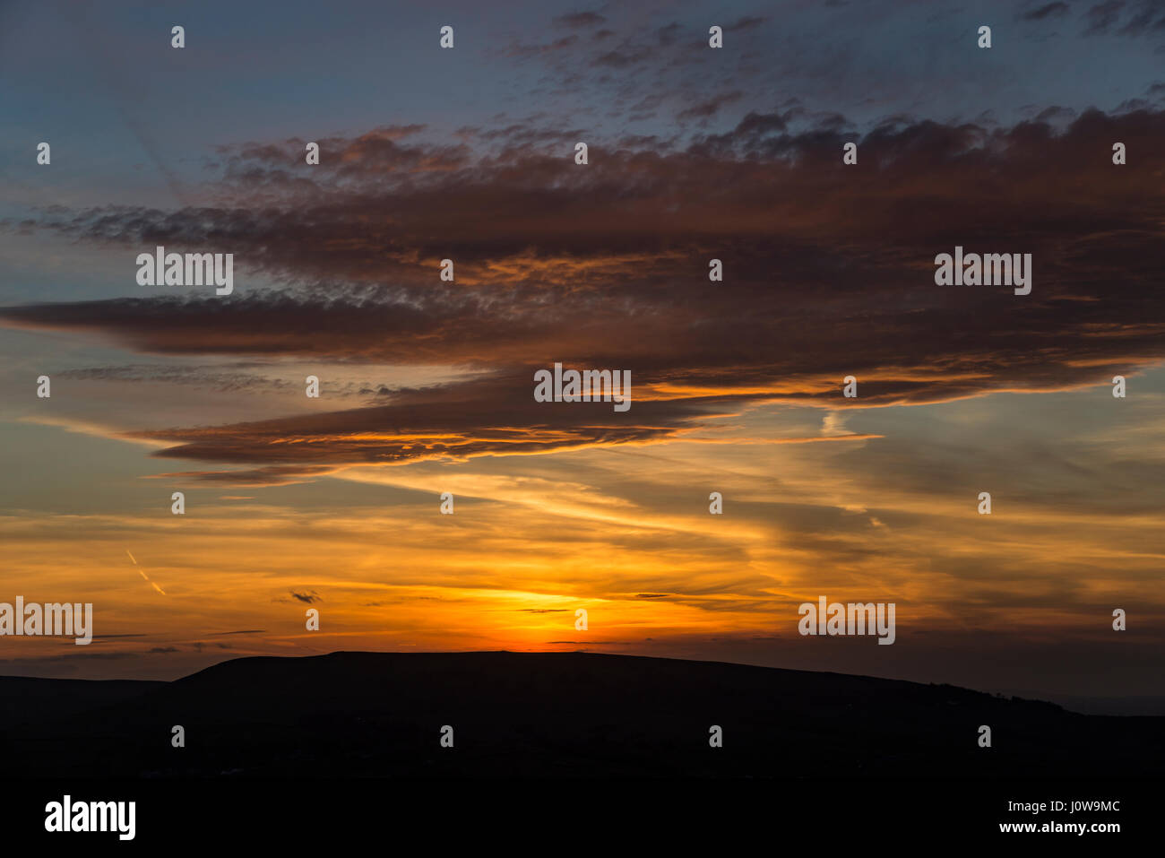 Spring sunset uk hi-res stock photography and images - Alamy