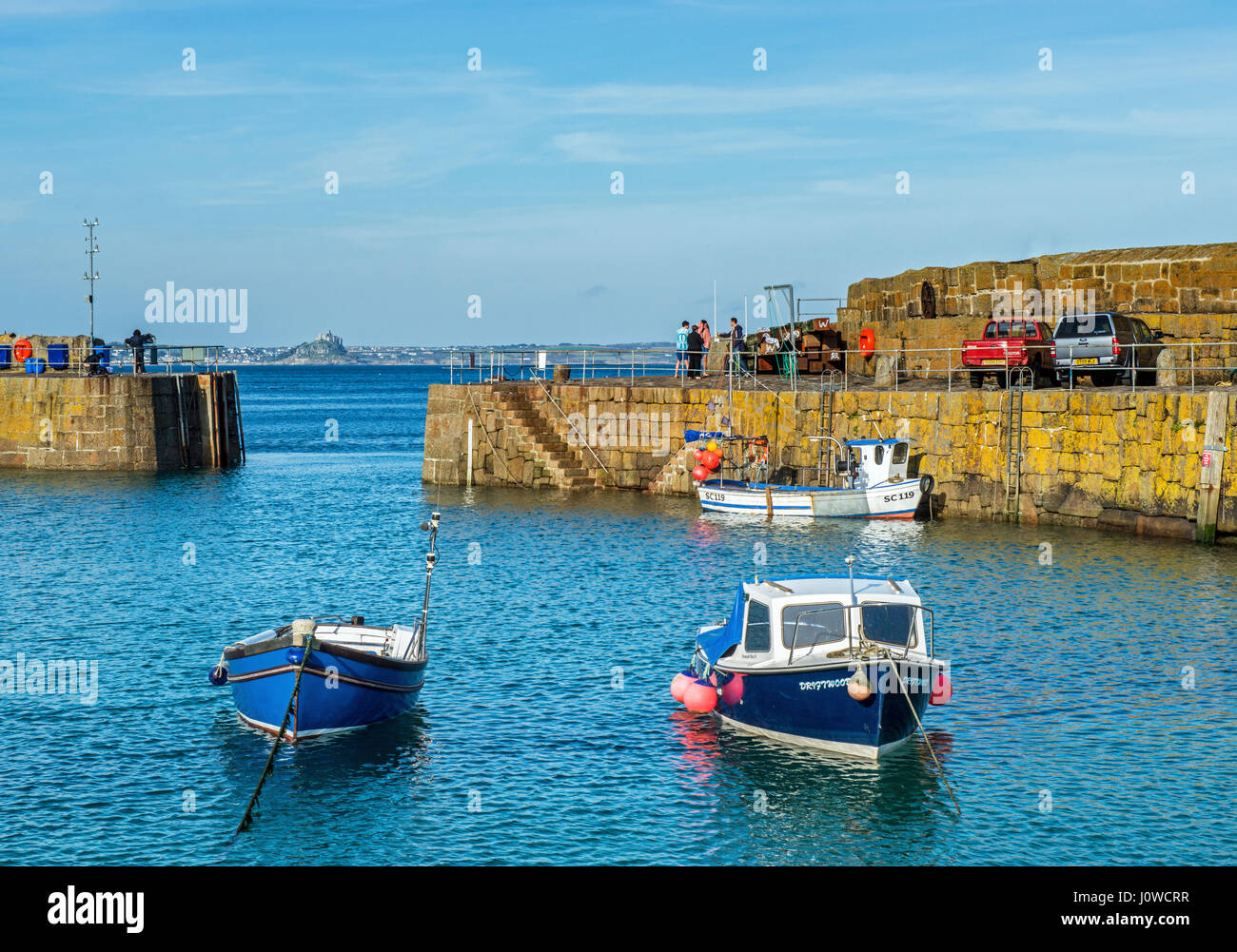 Mousehole Harbour Entrance Cornwall Stock Photo - Alamy