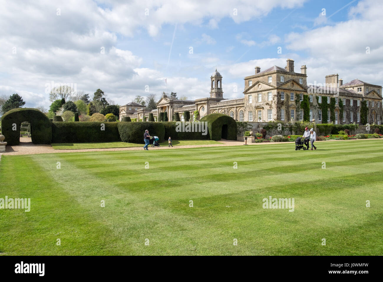 Bowood hi-res stock photography and images - Alamy