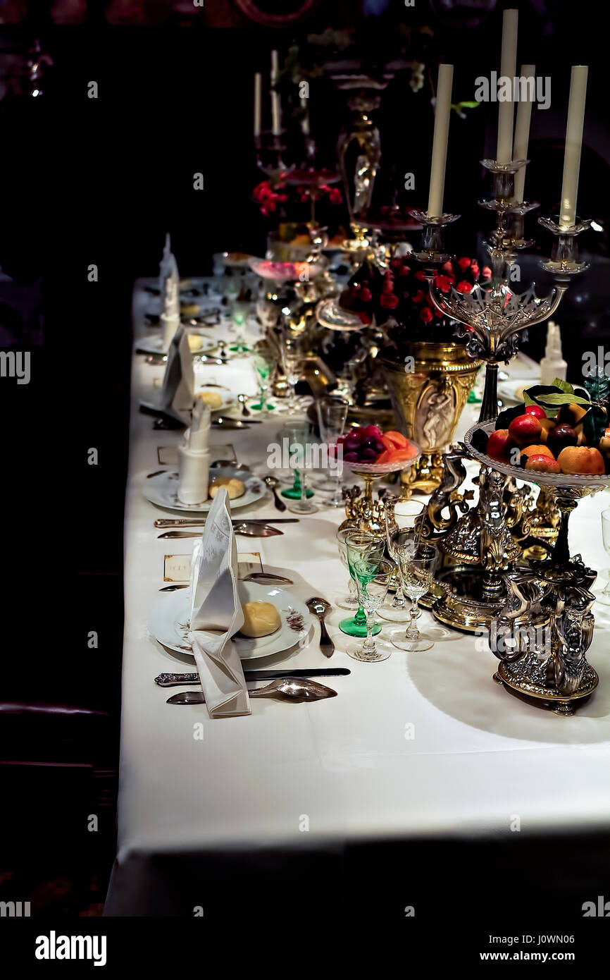 Dessert table setting 19th Century. Exhibition of table settings from ...
