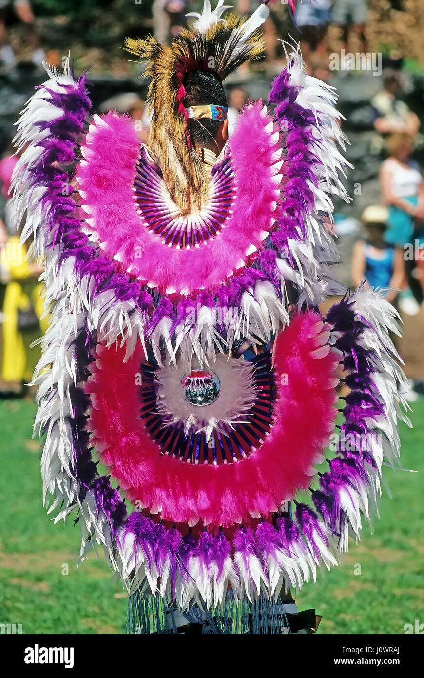 Native American Bustle High Resolution Stock Photography and Images - Alamy