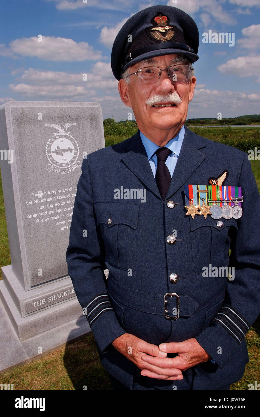 Unveiling The Shackleton Association memorial at the National Memorial ...