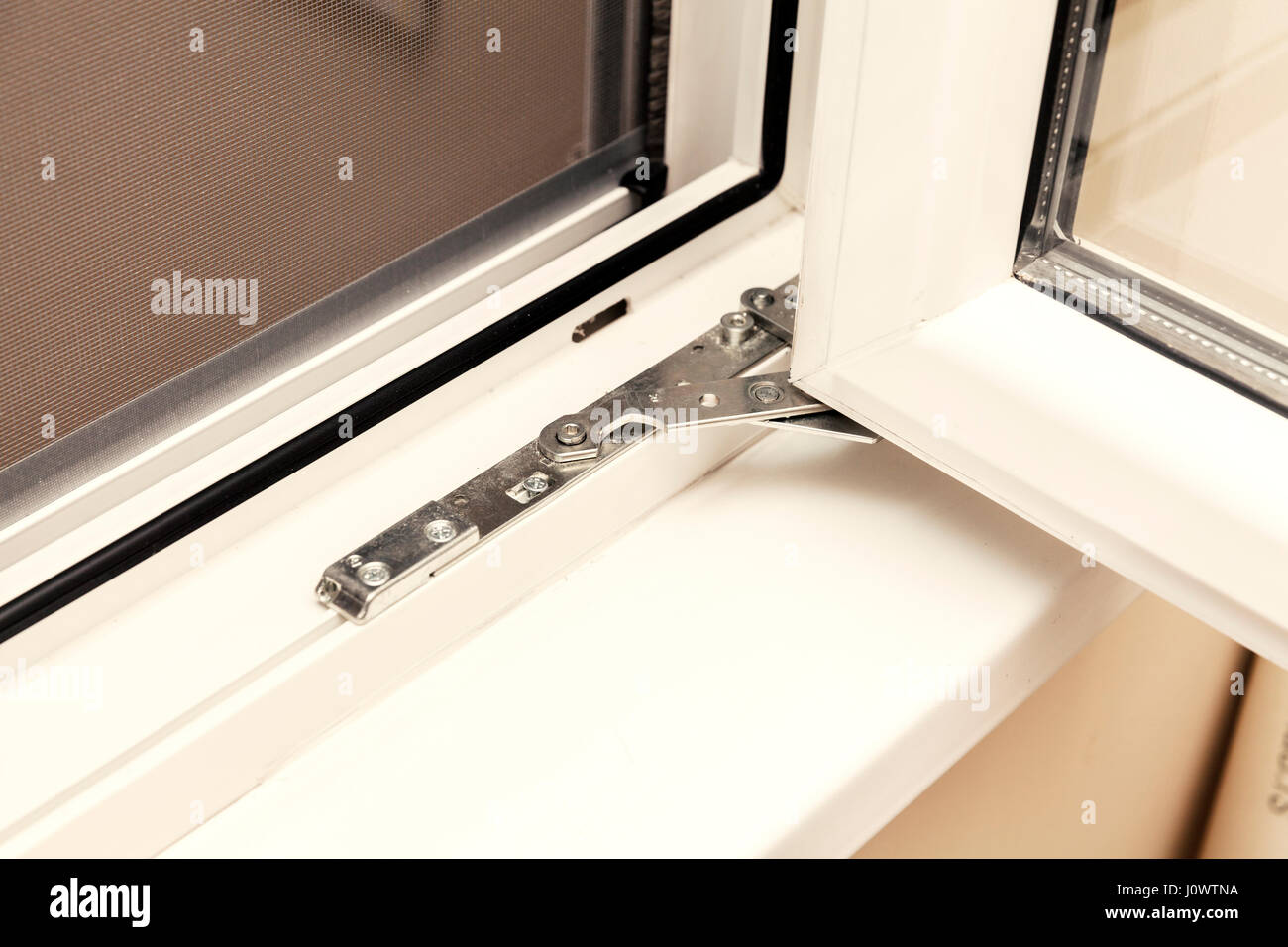 Safety restrictors for windows hi-res stock photography and images - Alamy