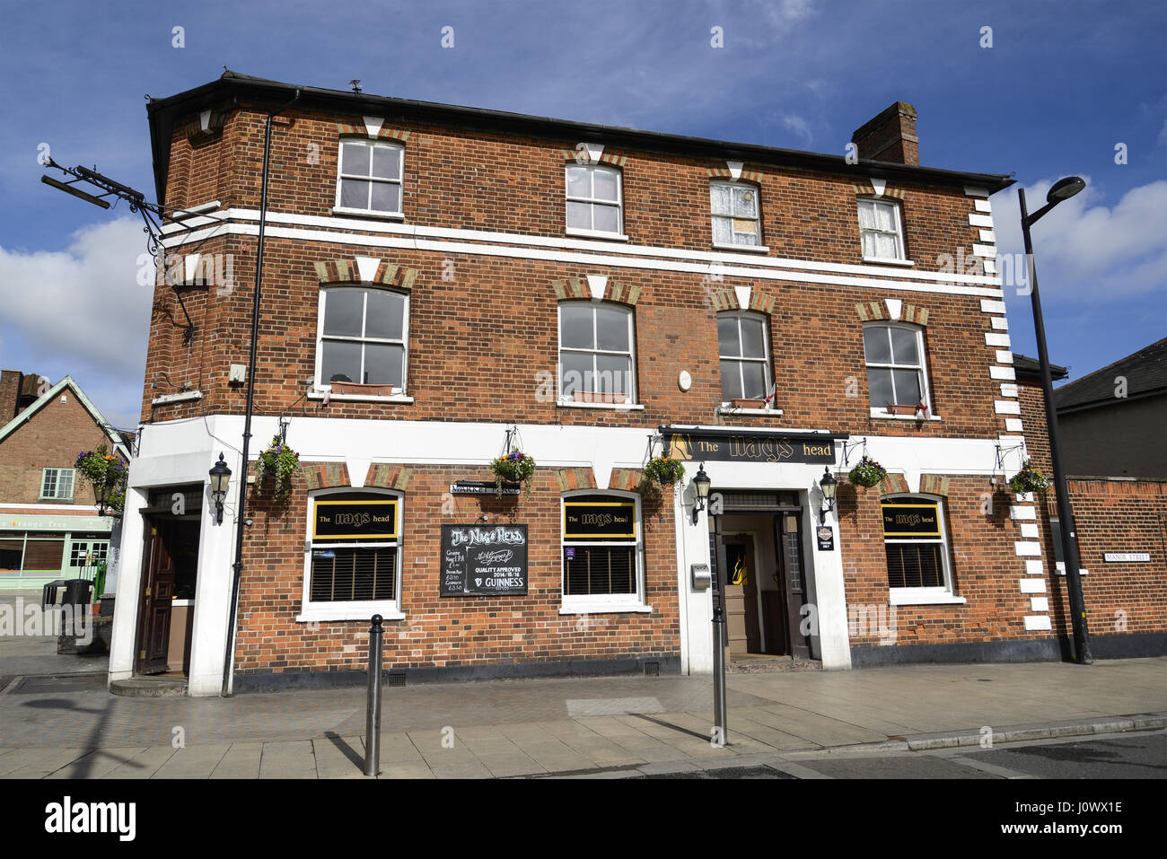 The Nags Head, Market Place, Braintree, Essex Stock Photo - Alamy