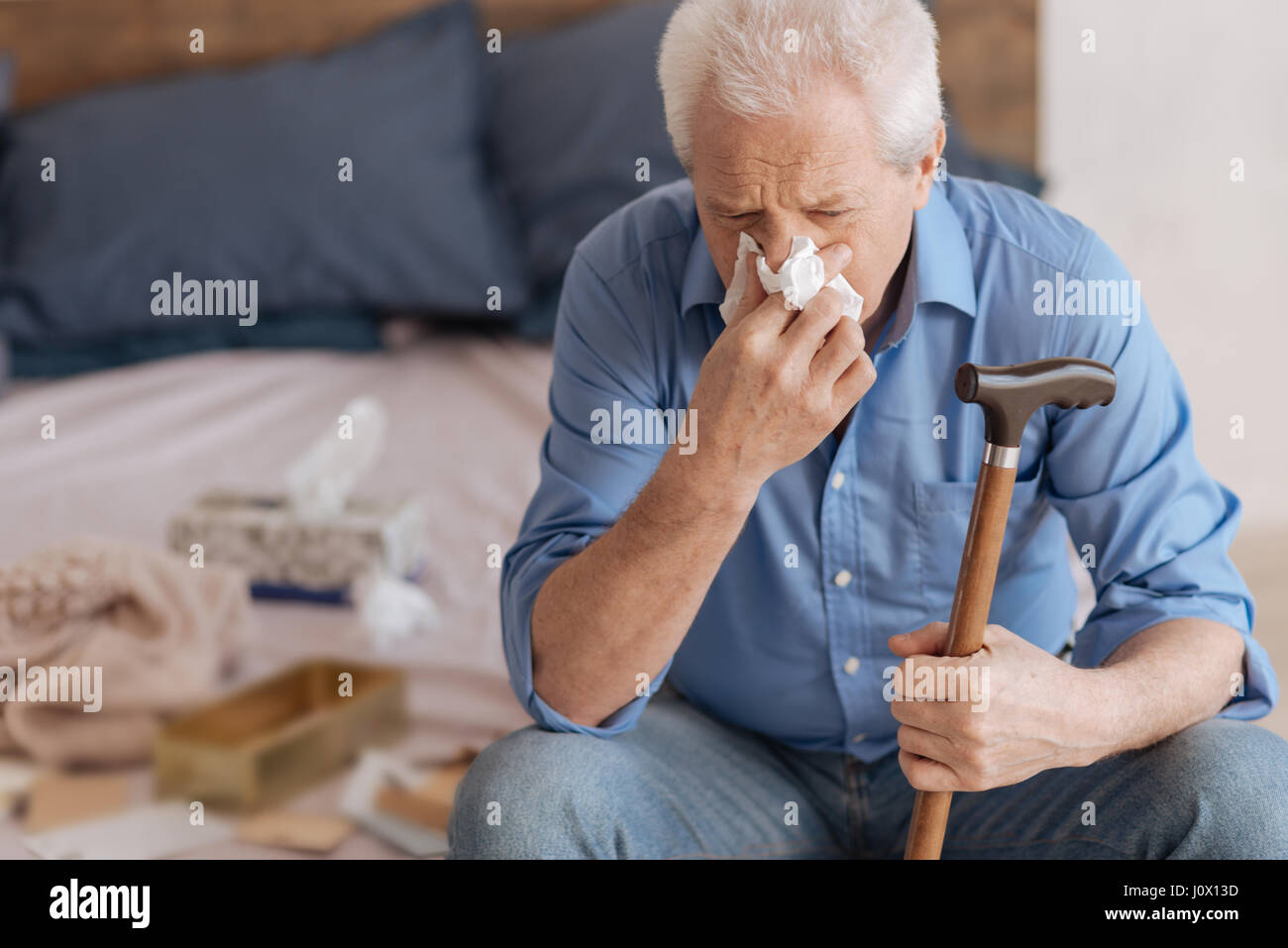 Man crying tissue hi-res stock photography and images - Alamy