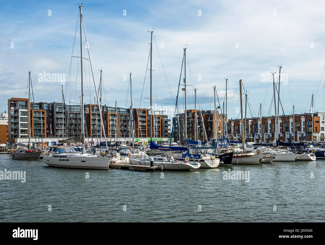 Portishead docks hi-res stock photography and images - Alamy
