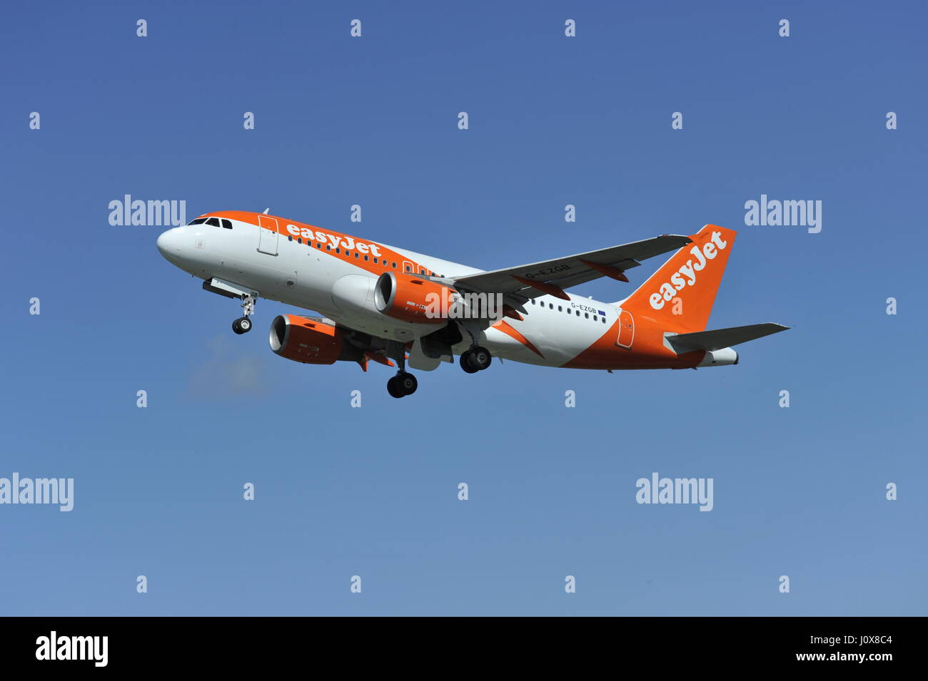 easyjet low cost aircraft taking off at bristol airport Stock Photo - Alamy