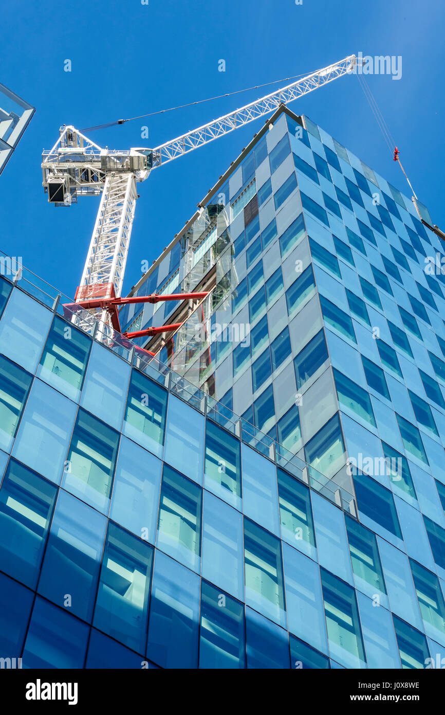 The 'No.1 Spinningfields' building under construction, Spinningfields ...