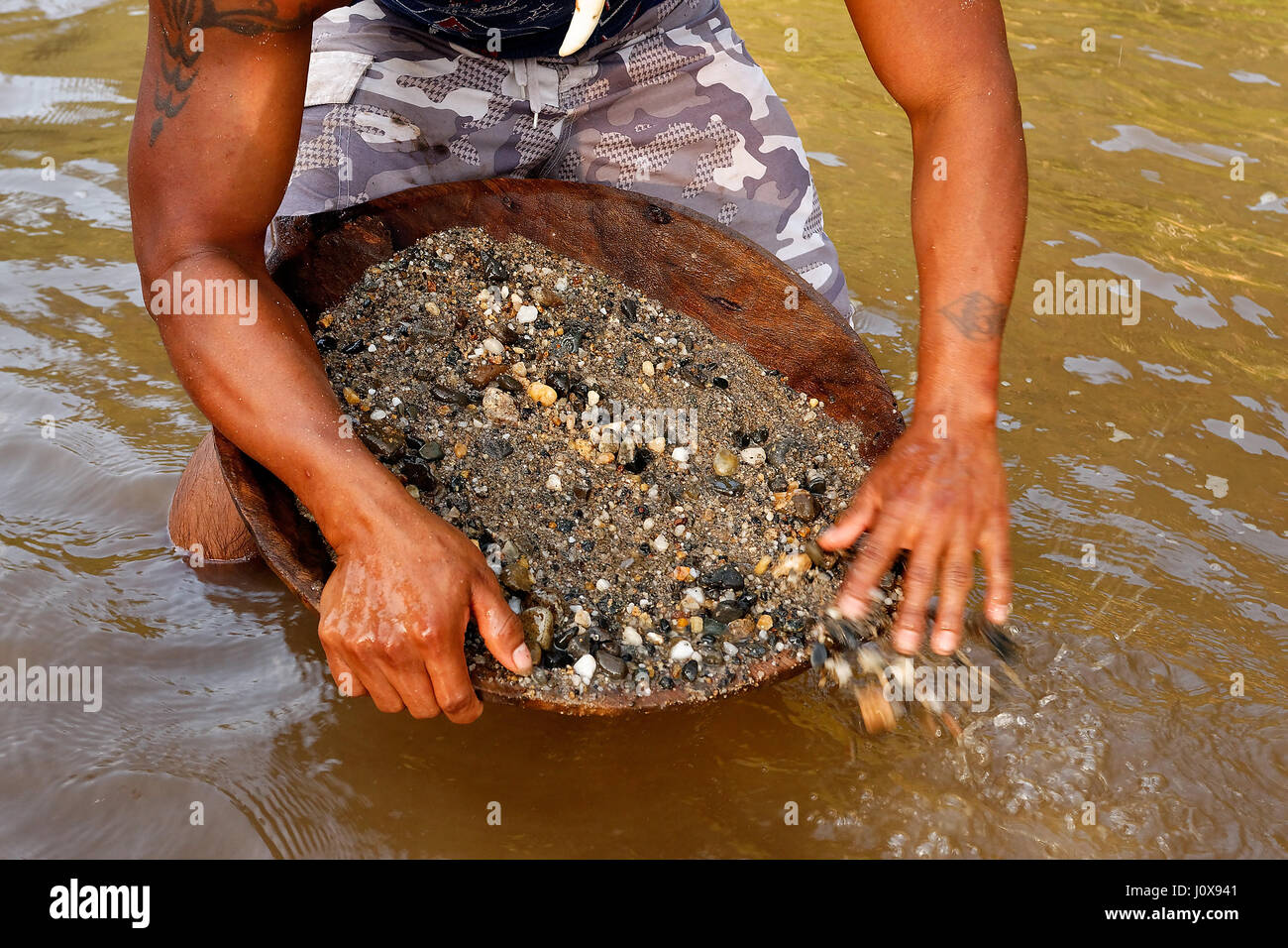 Gold panning on the River Anzu, Ecuador Stock Photo - Alamy