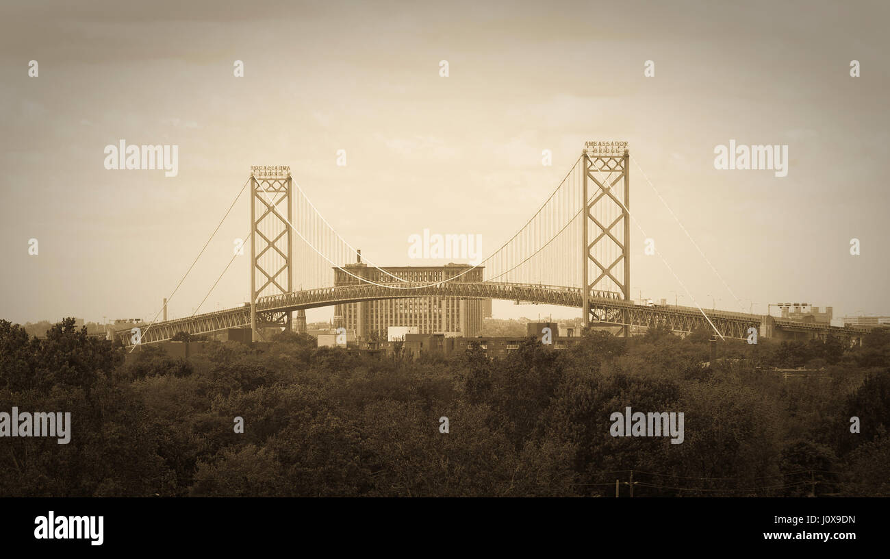 Ambassador Bridge International Border Crossing as seen from Windsor ...
