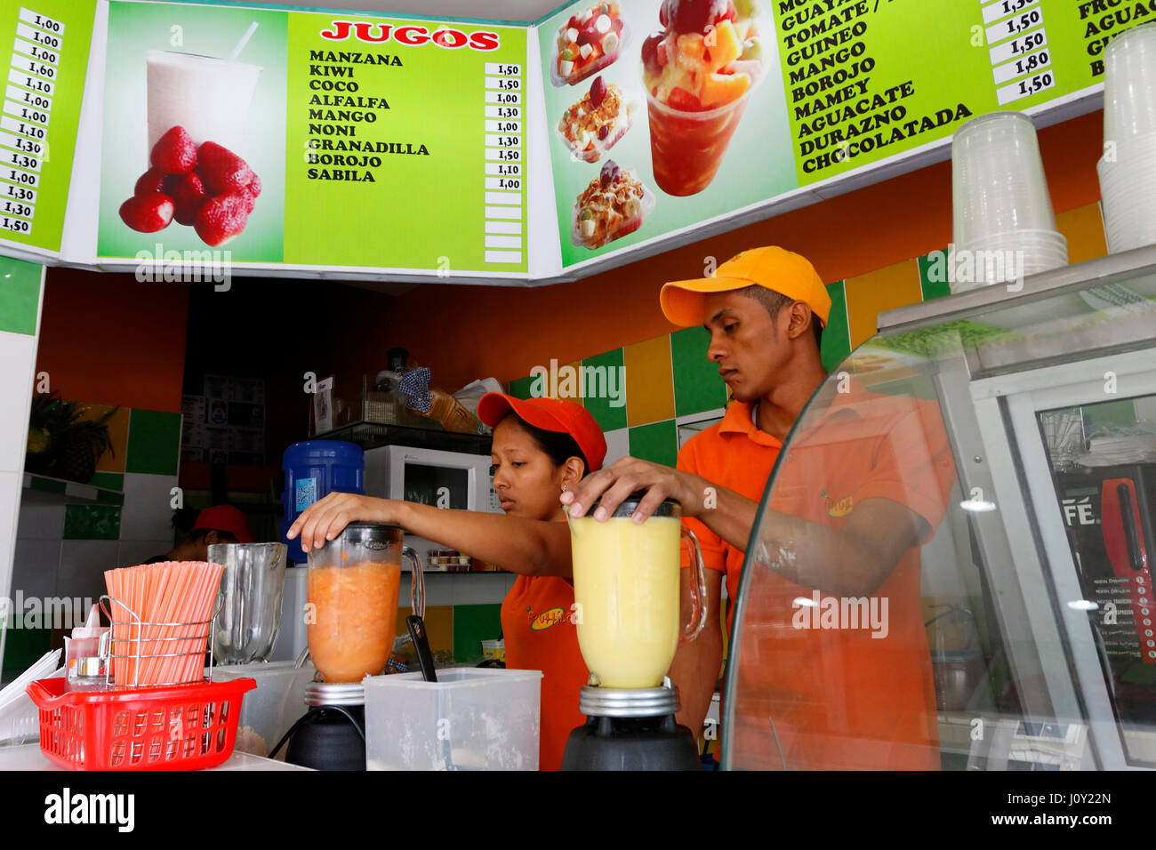 Juice and fruit shop in Guayaquil, Ecuador Stock Photo - Alamy