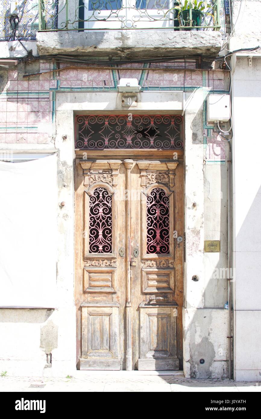Old decayed building in Lisbon Stock Photo - Alamy
