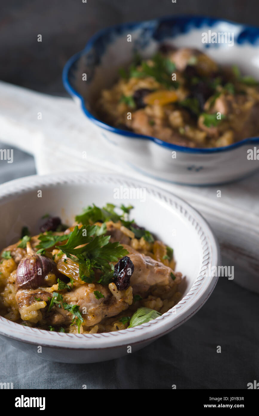 Side view two garlic hi-res stock photography and images - Alamy